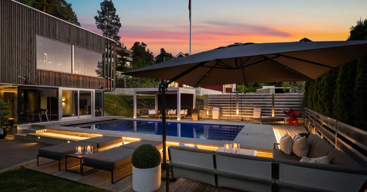 Arkitekttegnet atriumhus med høy standard - More Estate