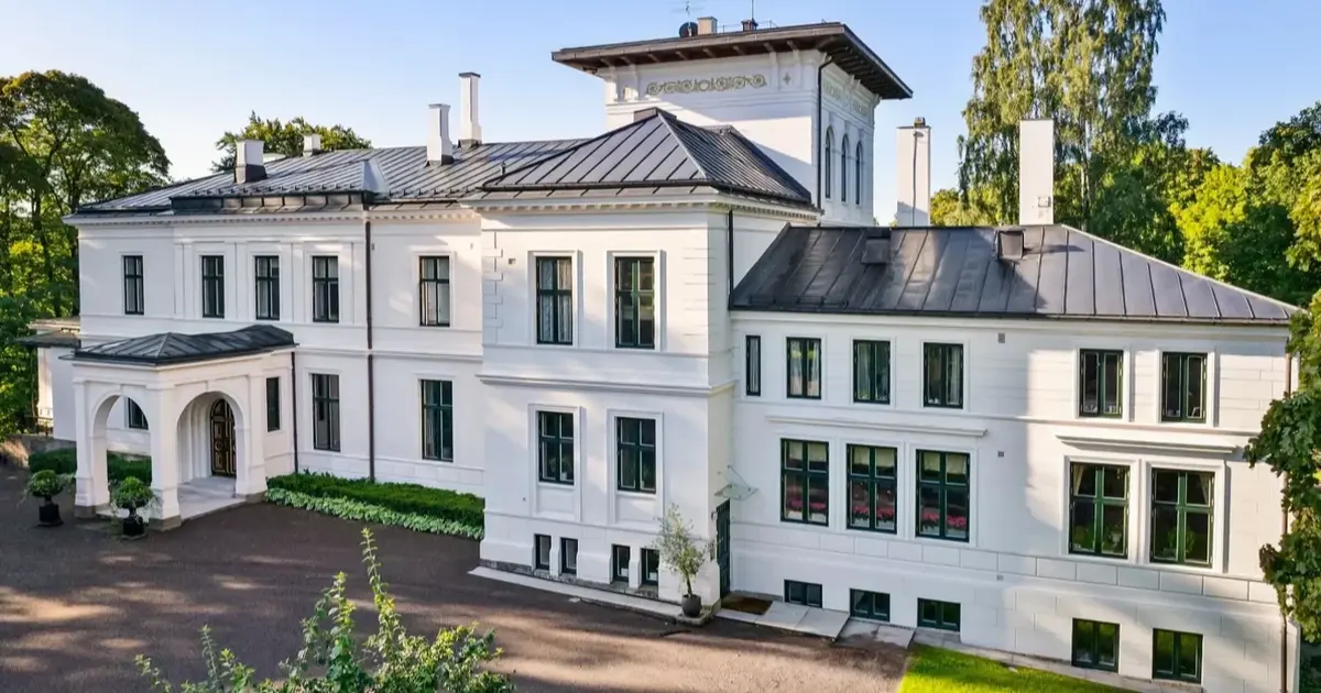 Skøien Hovedgaard, storslått og unik. - More Estate